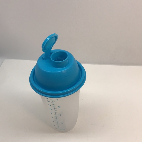 Tupperware | Kitchen | Tupperware Quick Shaker Blue Color | Poshmark